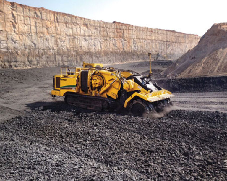 Advancing coal extraction with continuous surface mining