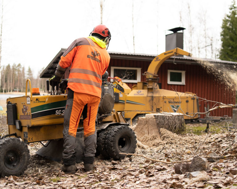 One-stop Tree Care Service with Vermeer Tree Care Fleet